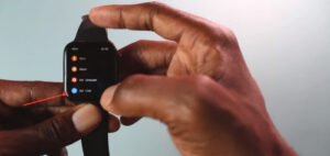 How to Change the Time on a Smartwatch?