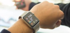 How Does a Smartwatch Work?