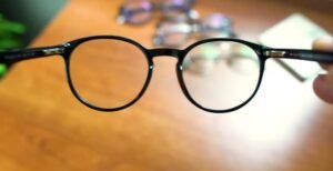 The Best Way to Clean Plastic Eyeglass Lenses