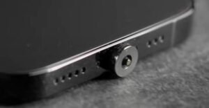 Snap-N-Charge Review: A Smart Portable Charger